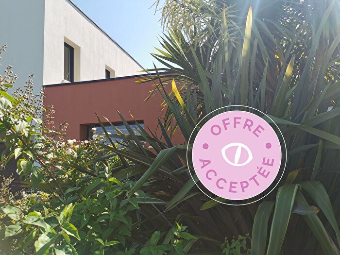 Maison à vendre - Saint-Avé - 4 pièces - 3 chambres