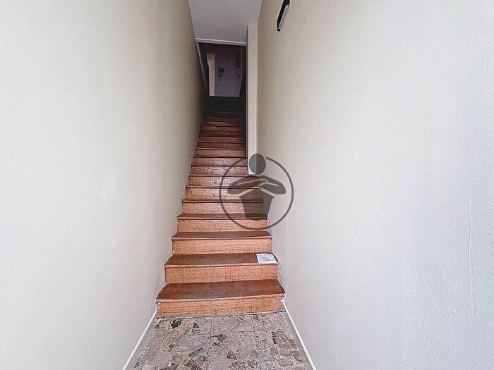 Appartement à louer - Centre Ville, Saint-Quentin - 5 pièces - 3 chambres