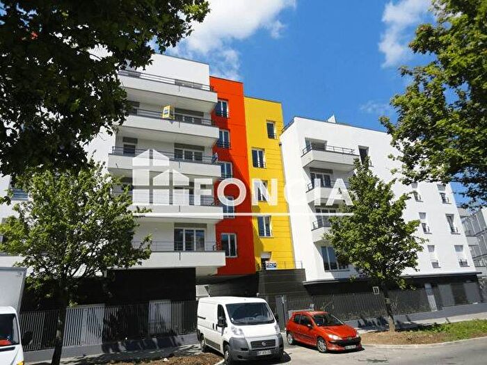 Appartement à louer - Petit Albi, Cergy - 2 pièces - 1 chambre