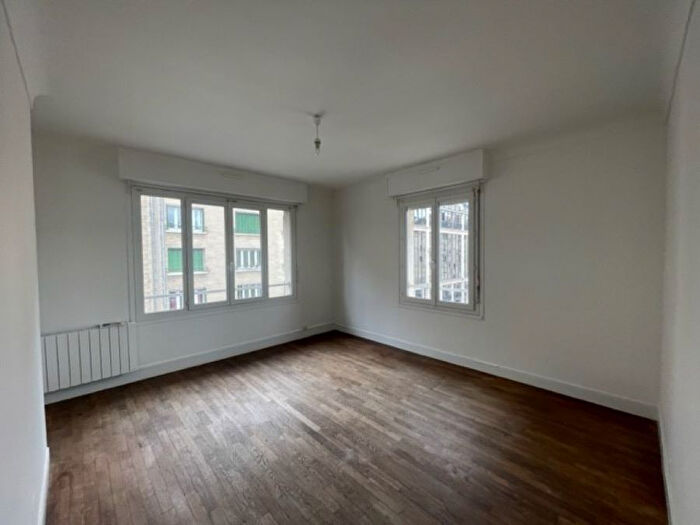 Caen, Saint-Jean : Appartement 1 pièce à louer