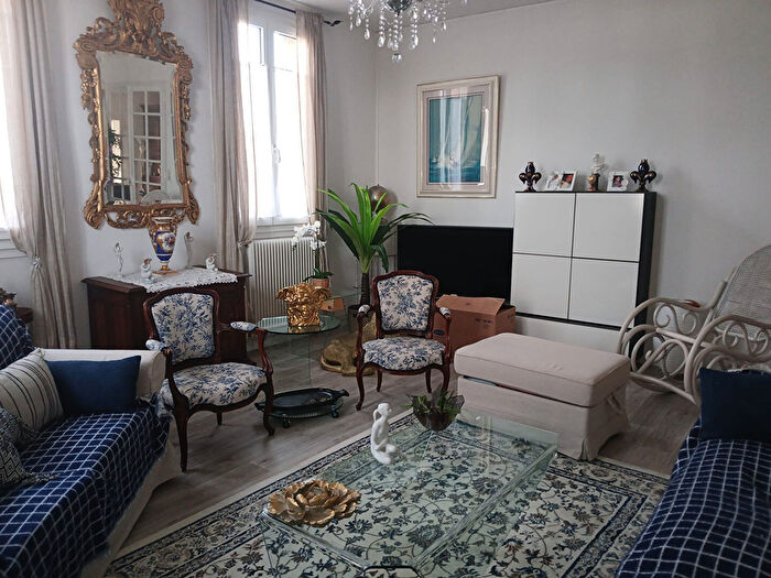 Appartement à vendre - Saint-Pierre-des-Corps, Vieux Saint-Pierre - 5 pièces - 4 chambres