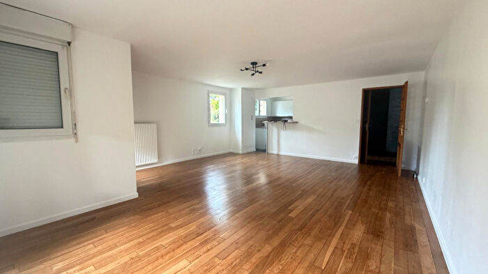 Appartement 3 pièces à louer à Évry, Bois Sauvage