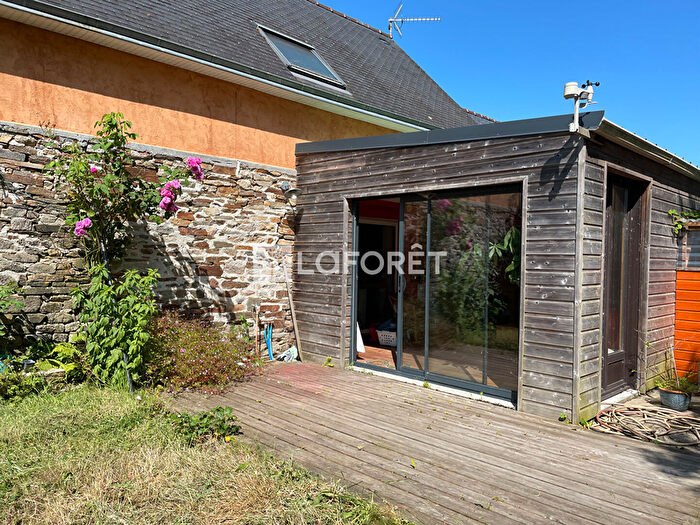 Maison à louer - Plonéour-Lanvern - 3 pièces - 2 chambres