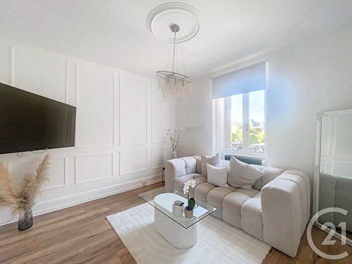 Appartement à louer - Belfort, Jean-Jaurès, Châteaudun - 3 pièces - 1 chambre