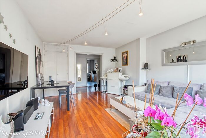 Appartement à vendre - Nancy, Beauregard, Boufflers, Buthegnémont - 3 pièces - 2 chambres