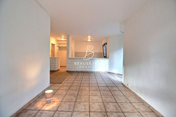 Grigny, Grigny, Gare : Appartement 3 pièces à vendre