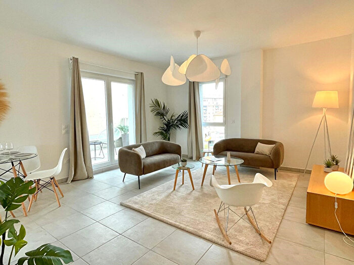 Appartement à vendre - Marseille e , Castellane - 3 pièces - 2 chambres