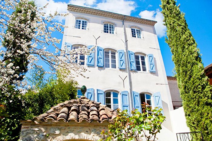 Maison à vendre - Saint-Hippolyte-du-Fort - 16 pièces - 8 chambres