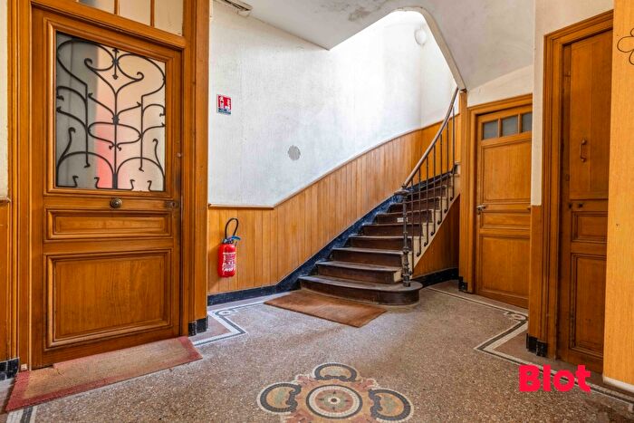 Quartiers Centre, Saint-Hélier, Gare - Appartement 6 pièces à vendre