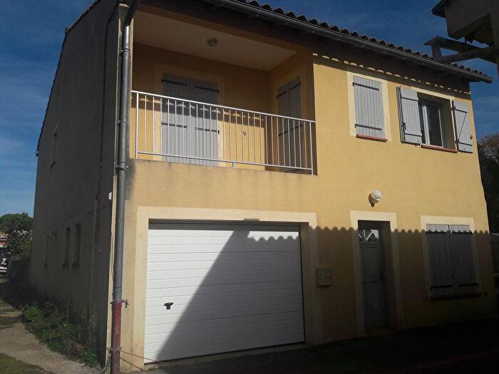 Maison 6 pièces à Frouzins, à louer
