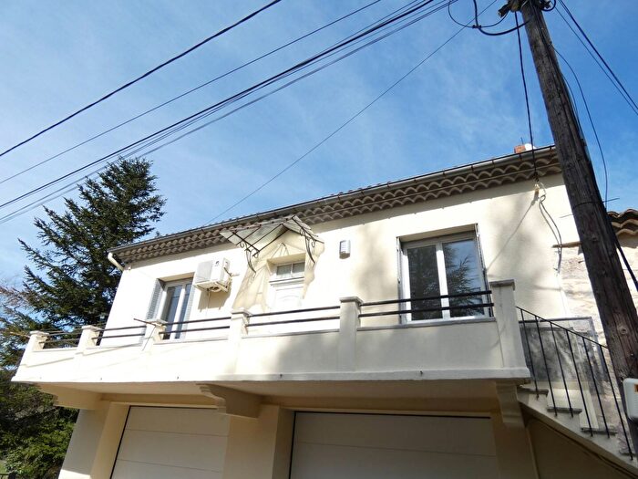 Appartement à louer - Laval-Pradel - 3 pièces - 2 chambres