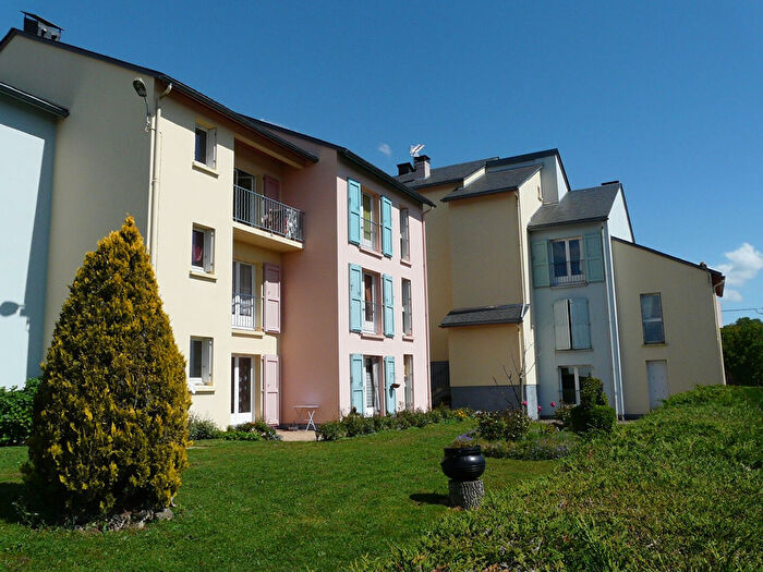 Appartement à louer - Villefranche-de-Panat - 2 pièces - 1 chambre