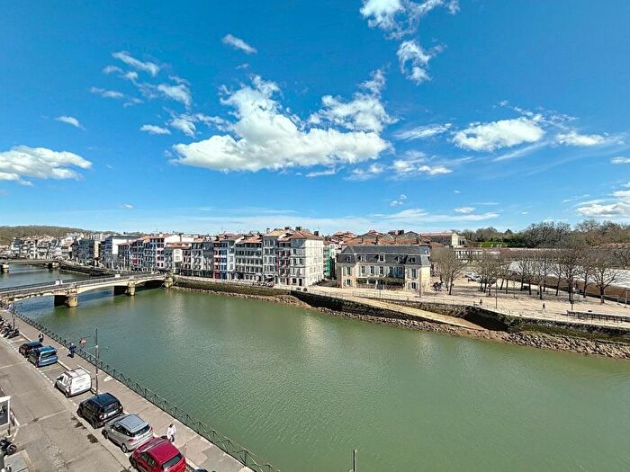 Appartement à vendre - BayonneBayonaBaiona, Centre-ville, Hôtel de Ville - 2 pièces - 1 chambre
