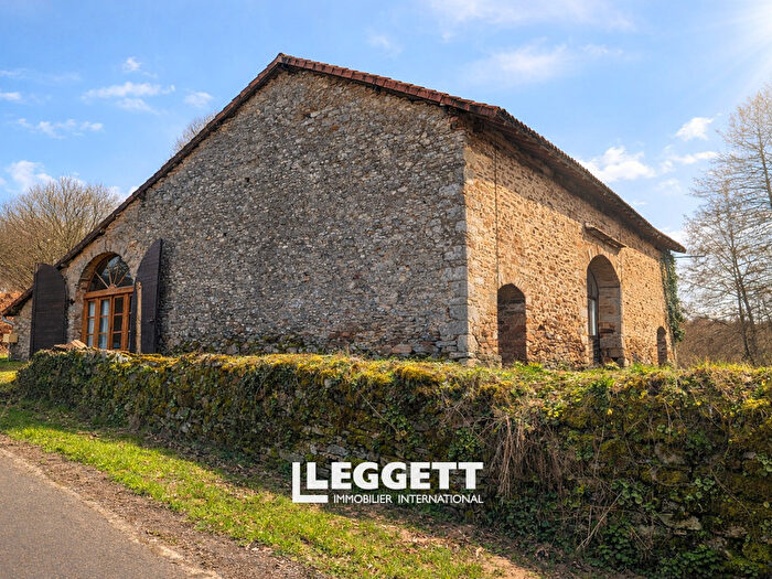 Maison à vendre - Dournazac - 4 pièces - 1 chambre