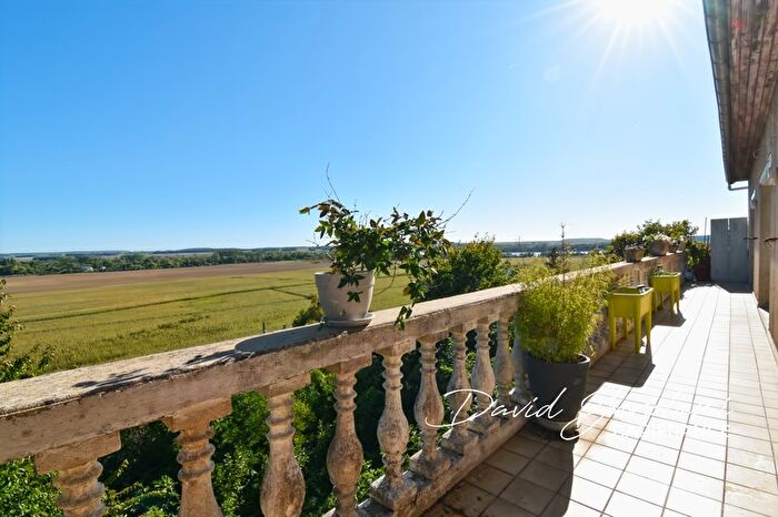 Appartement à vendre - La Grande-Paroisse - 5 pièces - 4 chambres