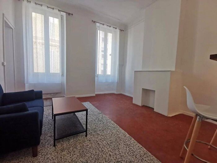 Appartement 2 pièces à Saint Charles, Marseille er arrondissement, à louer