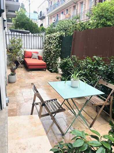 Maisons à vendre et appartements à louer - 1
