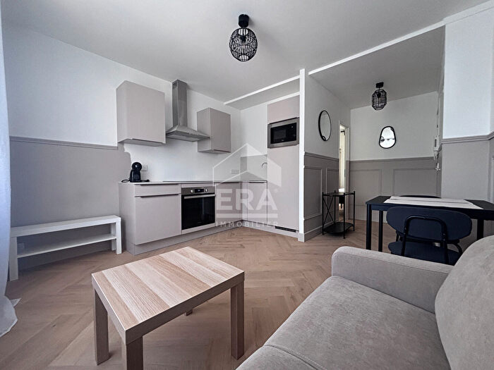 Appartement 2 pièces à louer à Orléans, Bourgogne, Saint-Euverte