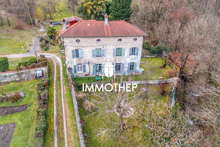 Maison à vendre - La Terrasse - 8 pièces - 4 chambres