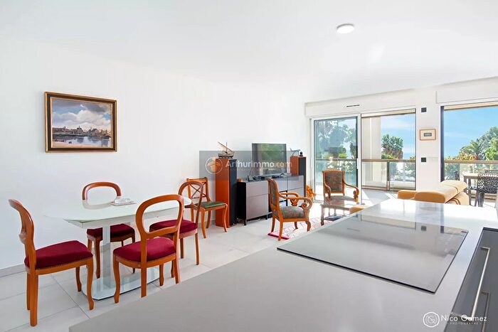 Appartement à vendre - Saint-Raphaël, Plateau Notre-Dame - 4 pièces - 3 chambres