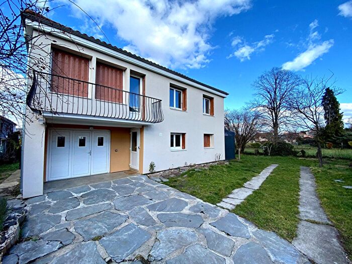 Maison à louer - Anatole France, Clermont-Ferrand - 5 pièces - 4 chambres