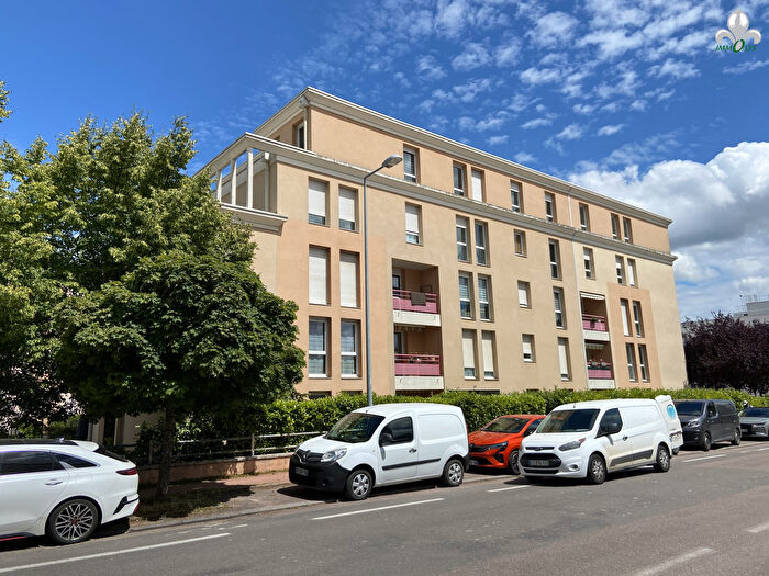 Dijon, Drapeau, Maladière : Appartement 5 pièces à vendre
