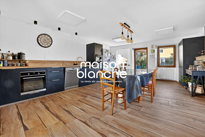 Maison à vendre - Saint-Germier - 5 pièces - 4 chambres