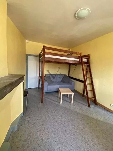 Appartement à louer - Montélimar, Centre-ville - 1 pièce