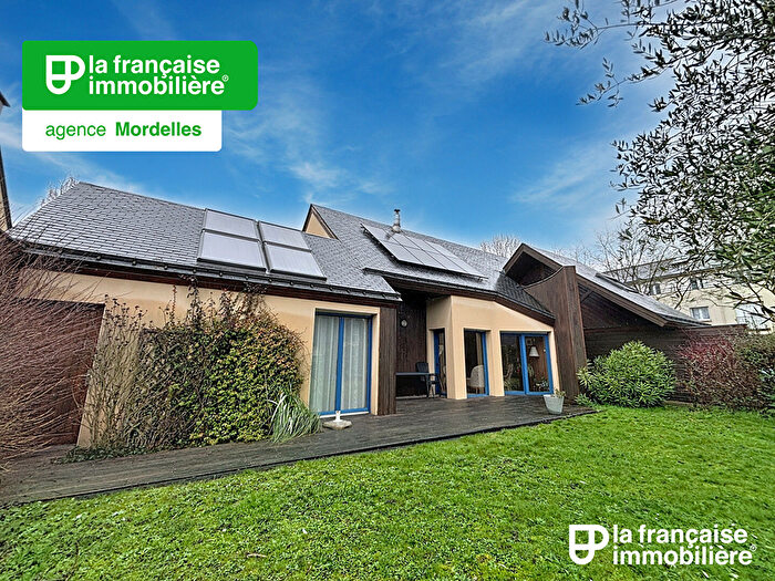 Maison à vendre - Bruz, Centre-ville - 8 pièces - 5 chambres