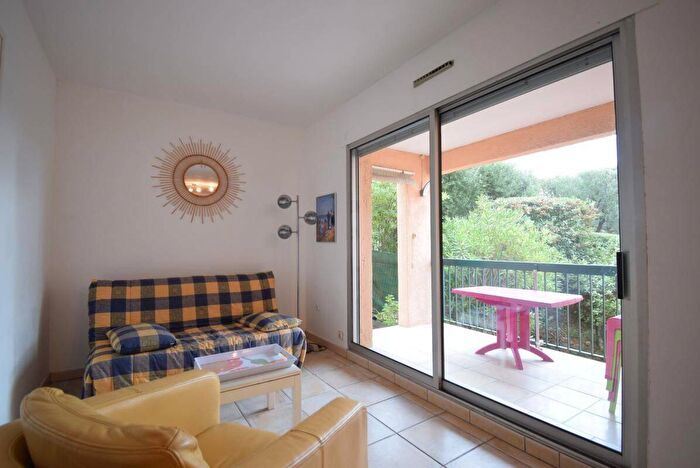 Appartement 2 pièces à Nord, Bandol, à louer