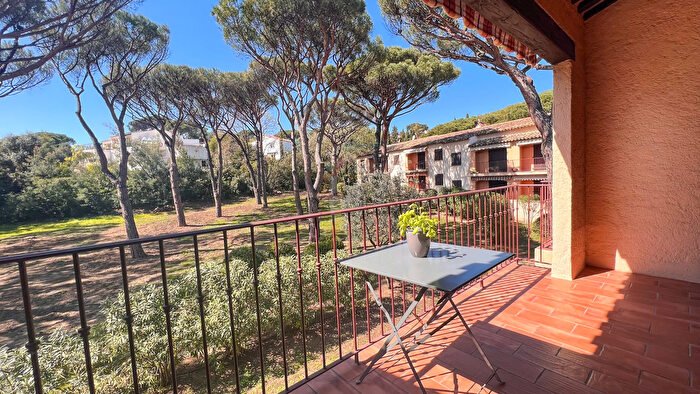 Appartement à vendre - Roquebrune-sur-Argens - 3 pièces - 2 chambres