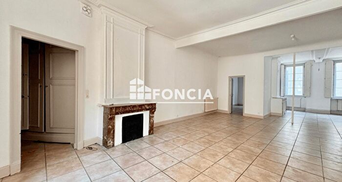 Appartement 3 pièces à Nîmes, Ecusson, Arènes, à vendre