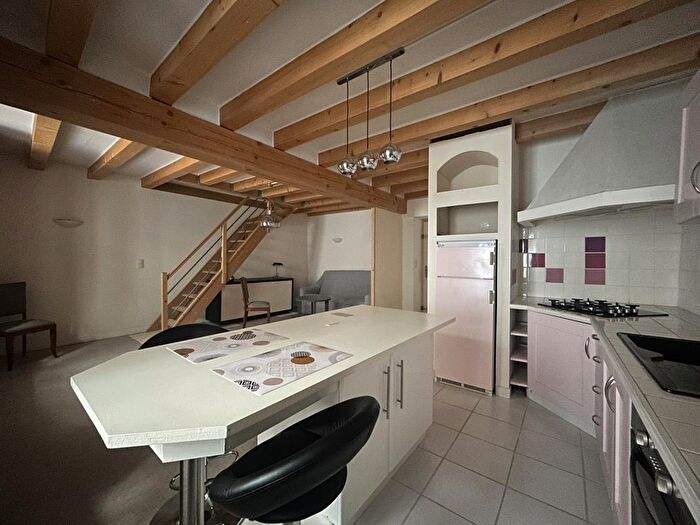 Appartement 2 pièces à Aix-les-Bains, Centre-ville, à louer
