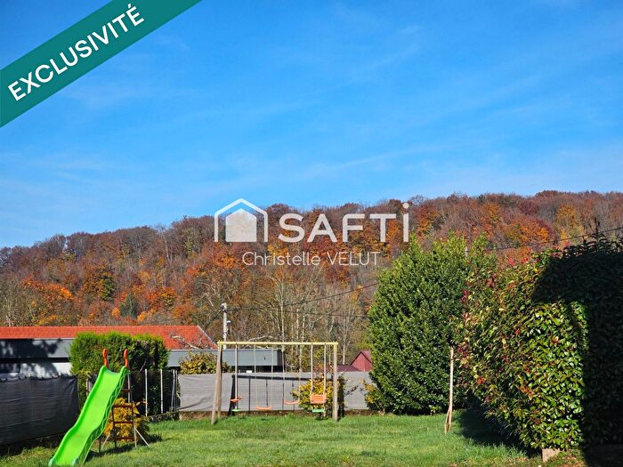 Maison à vendre - Bussières - 8 pièces - 5 chambres