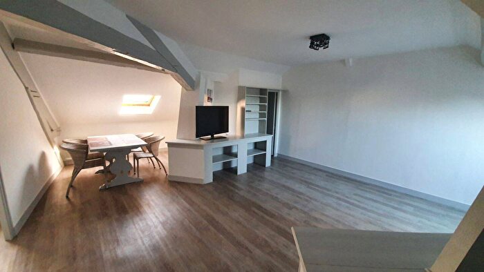 Appartement à louer - Périgueux - 2 pièces - 1 chambre