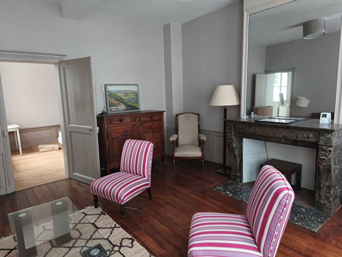 Appartement à louer - Chartres - 2 pièces - 1 chambre