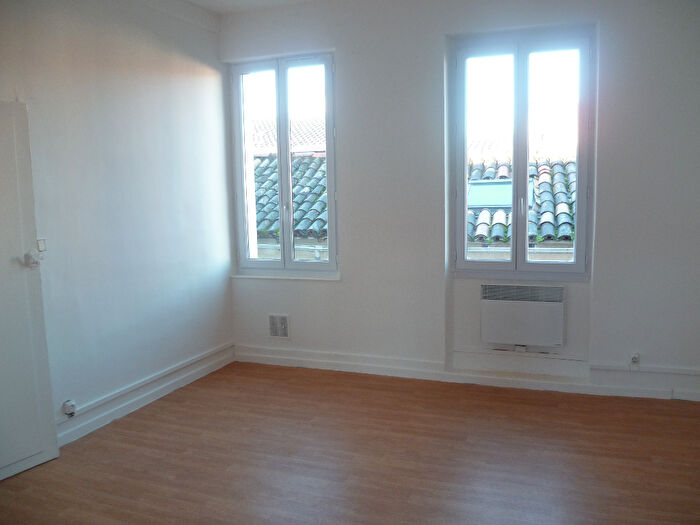 Appartement 3 pièces à Saint-Sulpice-la-Pointe, à louer