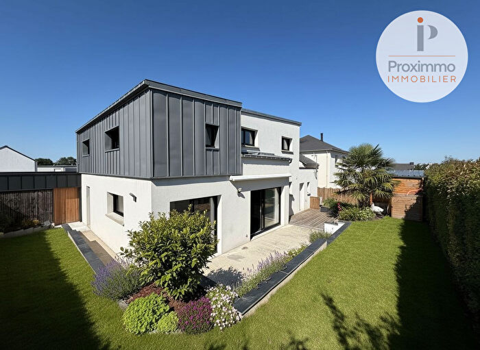 Bain-de-Bretagne - Maison 7 pièces à vendre