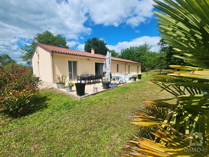 Le Montat : Maison 6 pièces à vendre