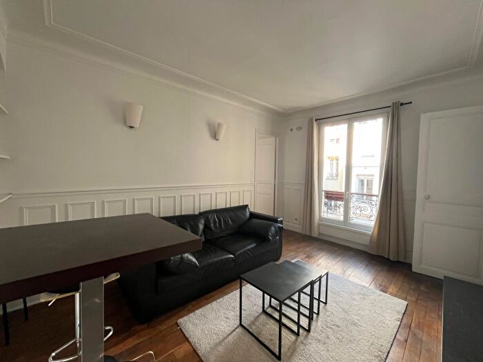 Appartement à louer - Paris e , Jules Joffrin - 2 pièces - 1 chambre