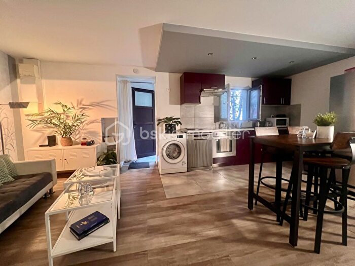 Appartement à vendre - Saint-Ouen, Rosiers, Les Puces - 3 pièces - 2 chambres