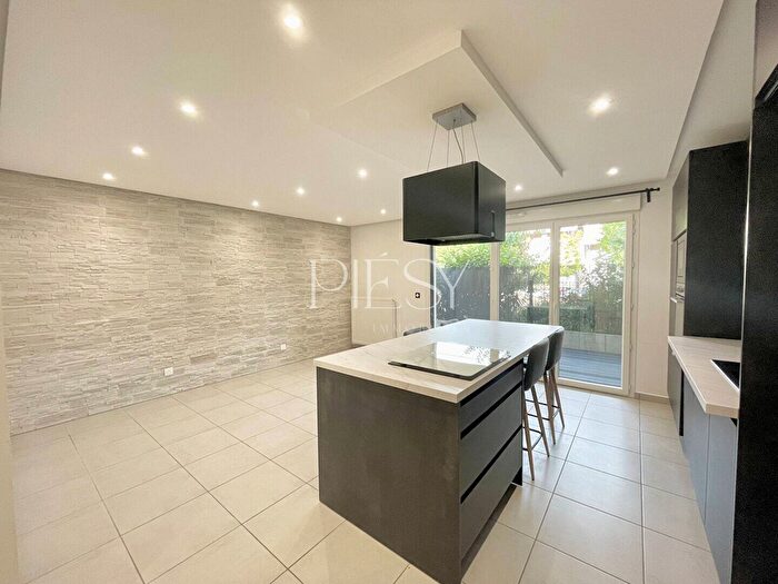 Appartement à louer - Vulbens - 3 pièces - 2 chambres