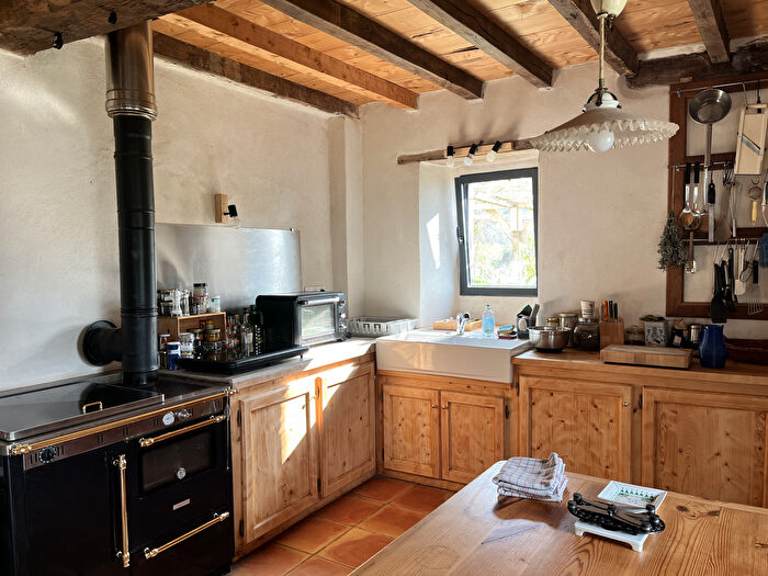 Maison à vendre - Hosta - 9 pièces - 3 chambres