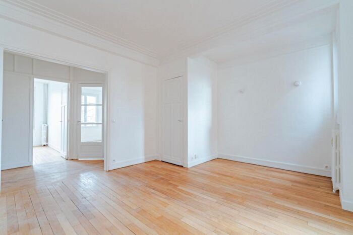 Appartement à vendre - Puteaux, Centre-ville - 5 pièces - 3 chambres