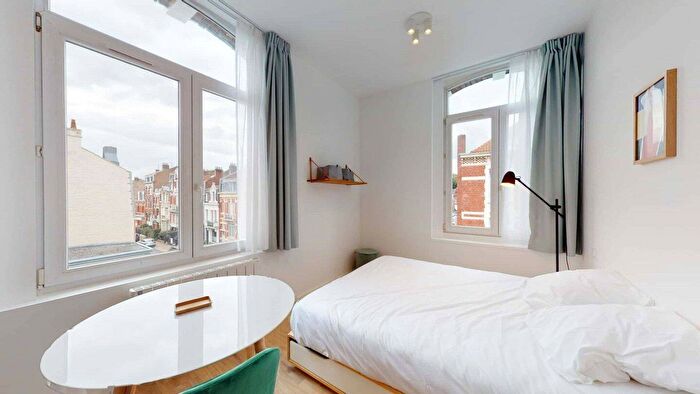 Saint Maurice-Pellevoisin, Lille : Appartement 1 pièce à louer