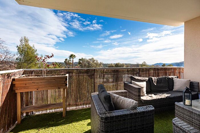 Appartement à vendre - Grasse, Saint-Antoine, Aspres, Plascassier - 2 pièces - 1 chambre