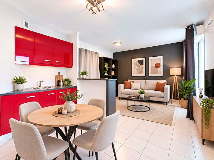 Tassin-la-Demi-Lune, Charles de Gaulle - Appartement 2 pièces à vendre