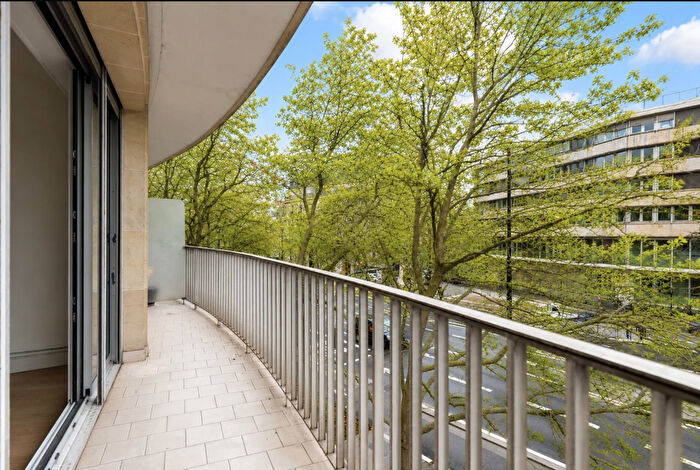 Appartement 3 pièces à Paris 14ème, Montparnasse, Raspail, à vendre