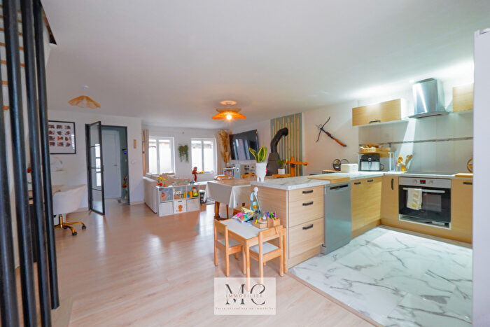 Maison à vendre - Douvrin - 6 pièces - 3 chambres