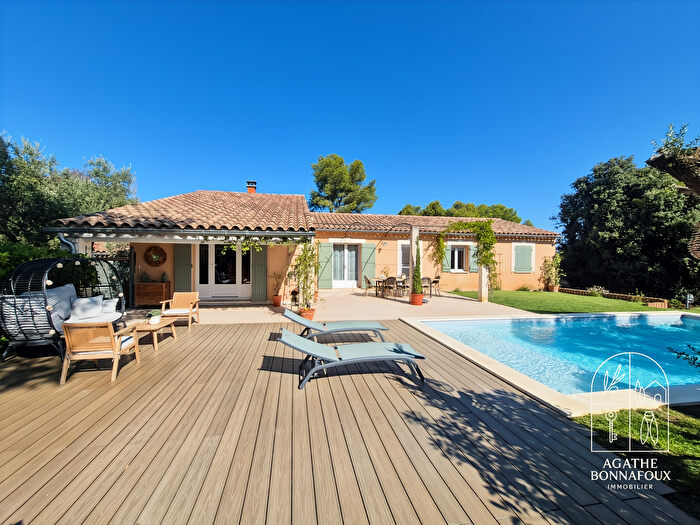 Maison à vendre - Châteaurenard - 8 pièces - 5 chambres